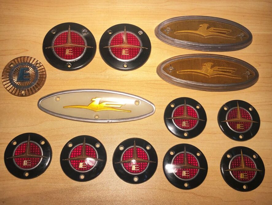 Emblems – Antique Outboard Motor Club,Inc