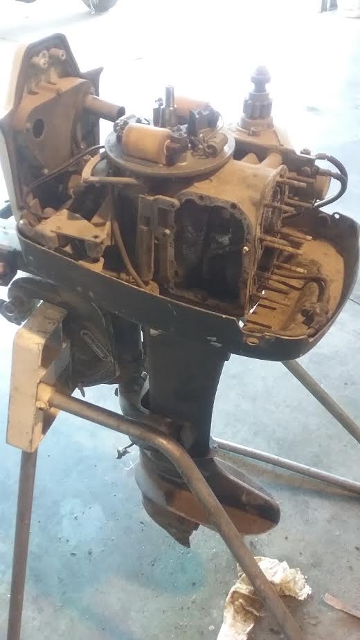 Topic: 1958 Oliver 16 hp Electric – Antique Outboard Motor Club,Inc