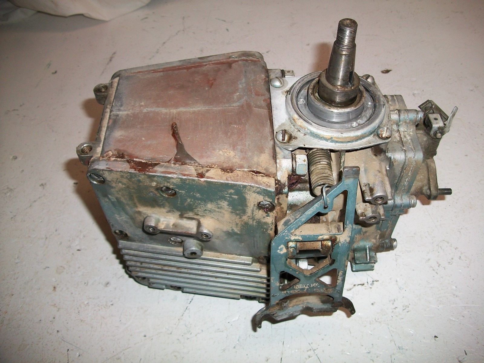 Topic: Gale 12 hp Power Heads – Antique Outboard Motor Club,Inc