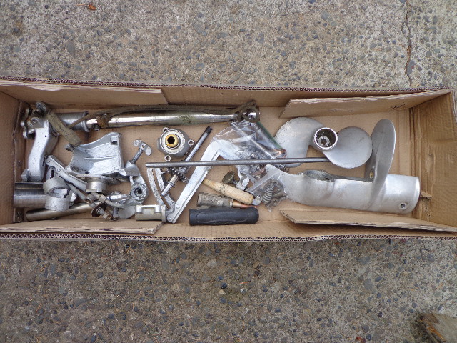 Topic: Johnson 300 Lower Unit removal – Antique Outboard Motor Club,Inc