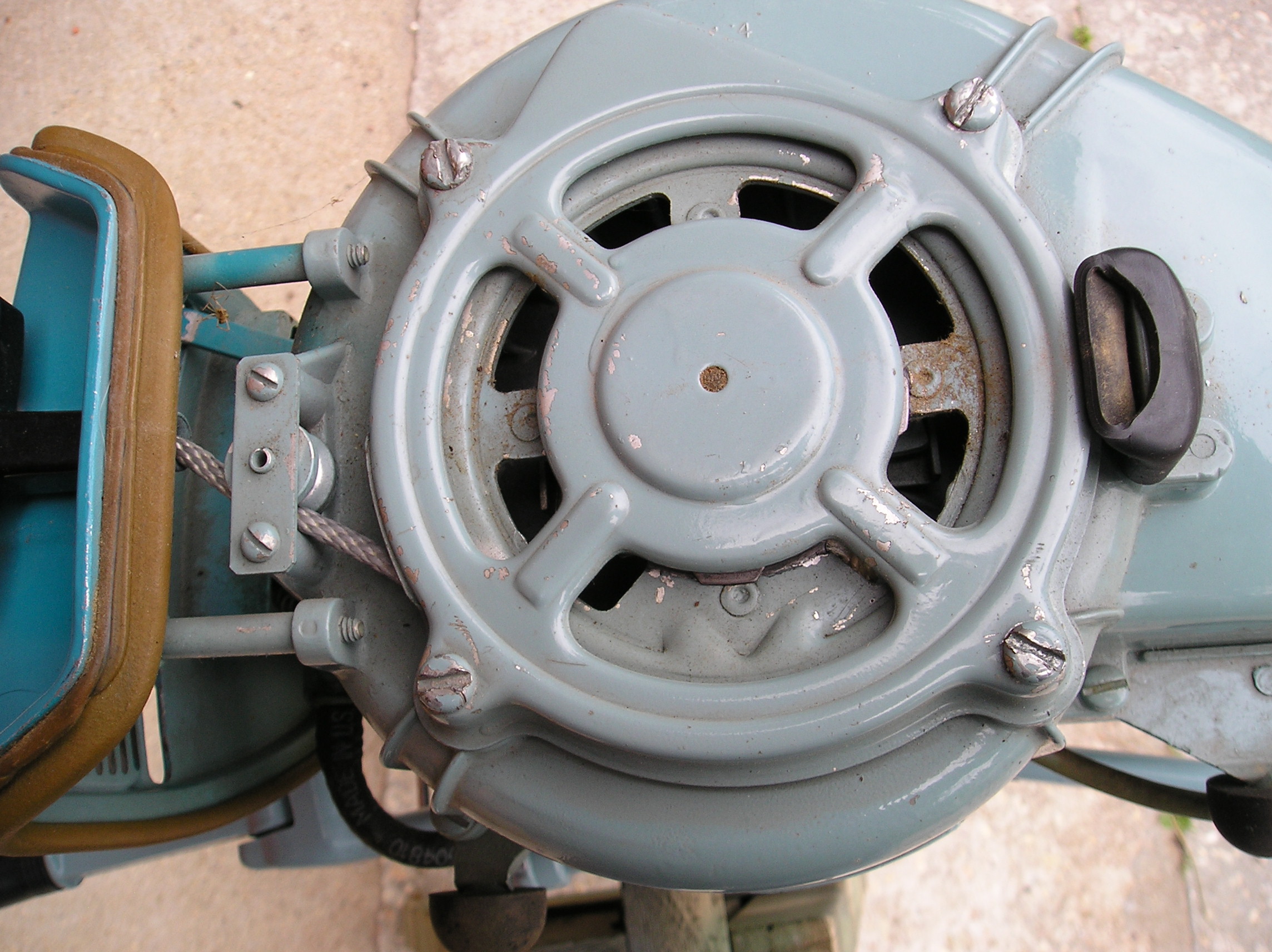 Topic: Clinton J-9 – Antique Outboard Motor Club,Inc