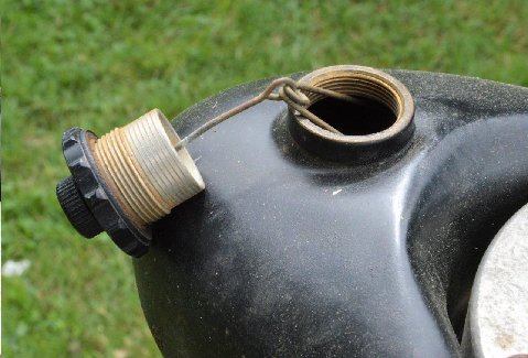 Topic: Evinrude Mate or Elto Cub Gas Cap Retainer – Antique Outboard ...