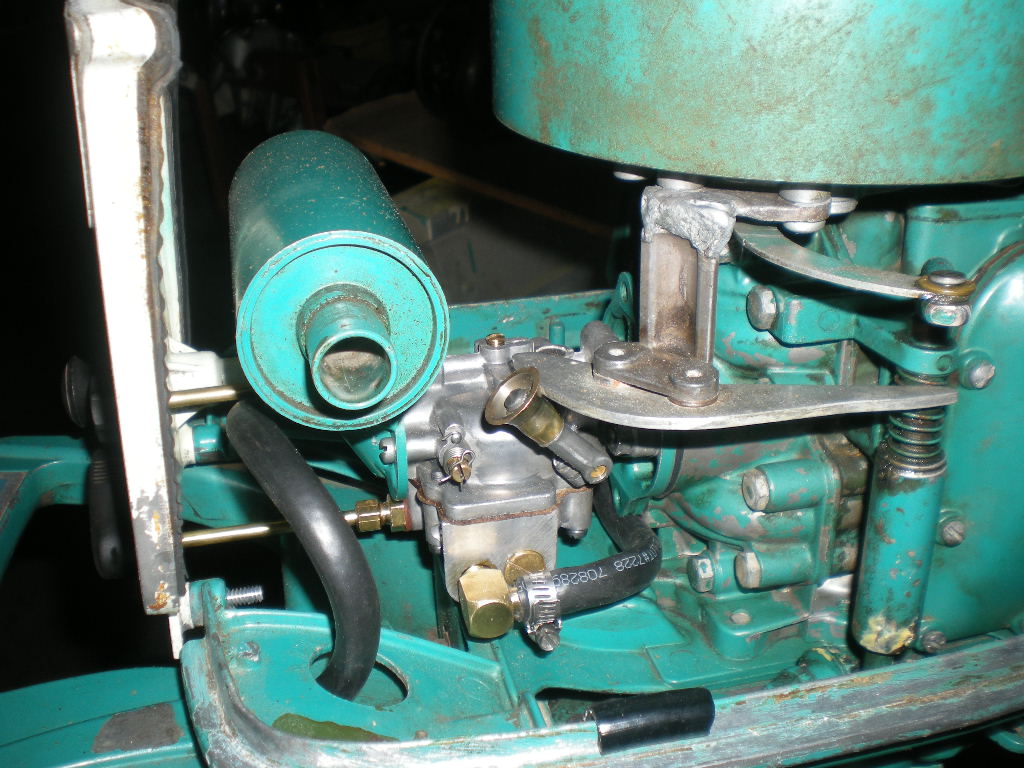 Topic: 1956 Oliver 5.5 hp won’t start – Antique Outboard Motor Club,Inc