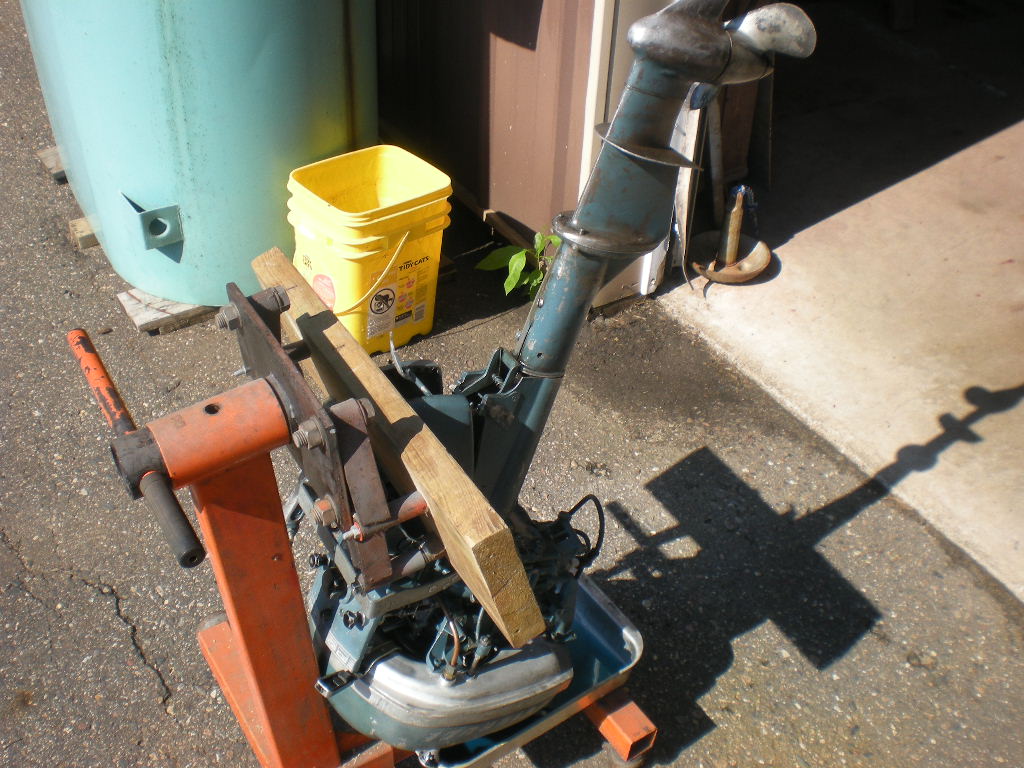 Topic: Engine stand conversion ideas? – Antique Outboard Motor Club,Inc