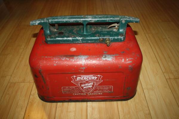 Topic: Mercury pressure tank – Antique Outboard Motor Club,Inc
