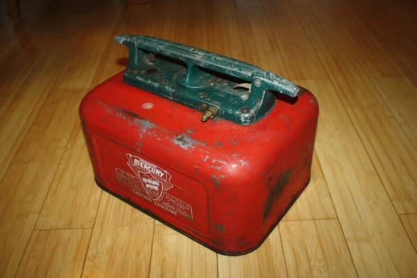 Topic: Mercury pressure tank – Antique Outboard Motor Club,Inc