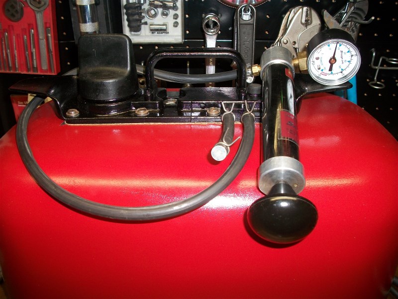 Topic: Gearcase pressure tester – Antique Outboard Motor Club,Inc